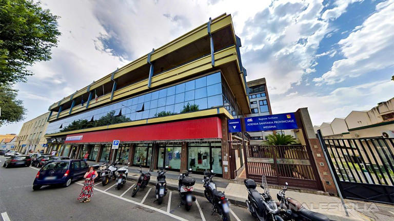 The 52 Weeks Decluttering Challenge Is a Year-Long Process to Tidying ...