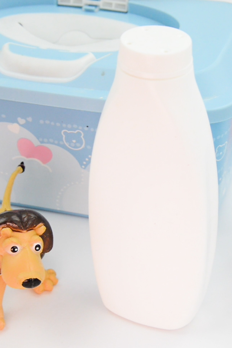 DIY natural talc powder, gentle, soothing, and eco-friendly