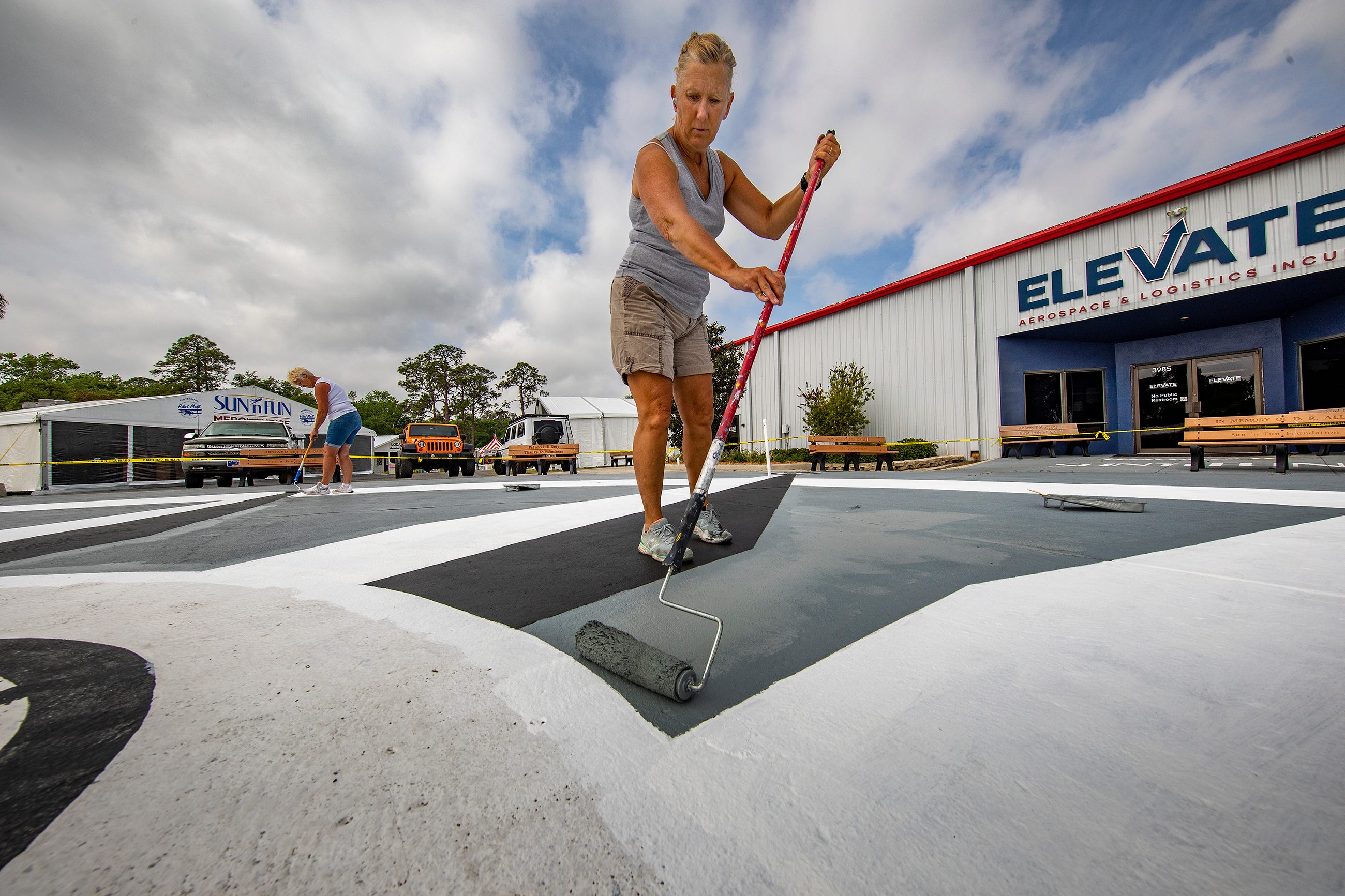 Your guide to the 2025 Sun 'n Fun Expo: Blue Angels, country stars ...