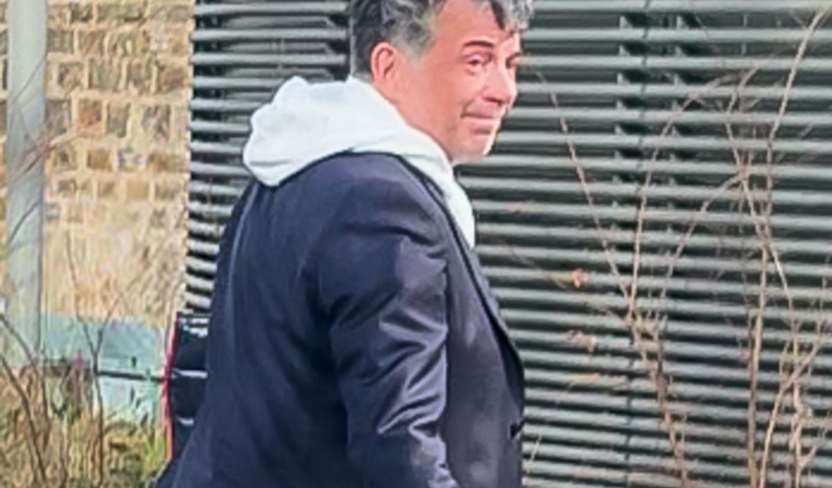 Stéphane Plaza "isolé, mais debout" : le présentateur s'exprime au ...