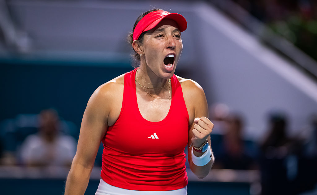 Emma Raducanu felt 'dizzy and faint' during Miami Open defeat to ...