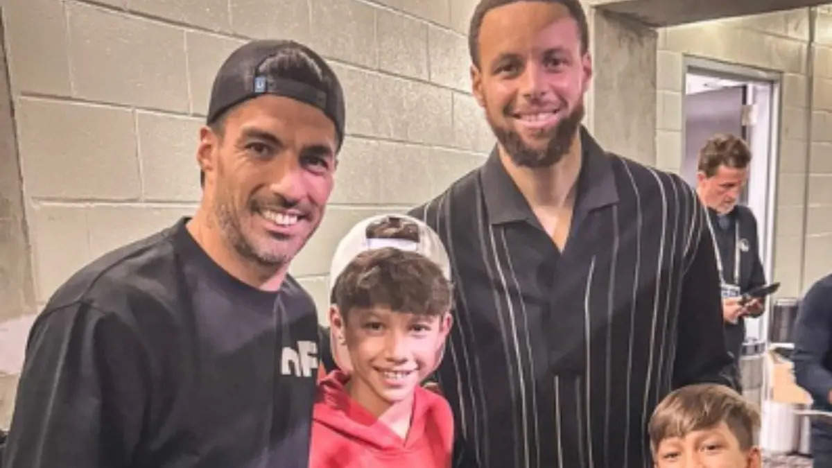 Former Barcelona star Luis Suarez meets NBA legend Stephen Curry during ...