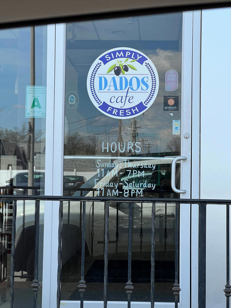 Mom's Deli to move to new location