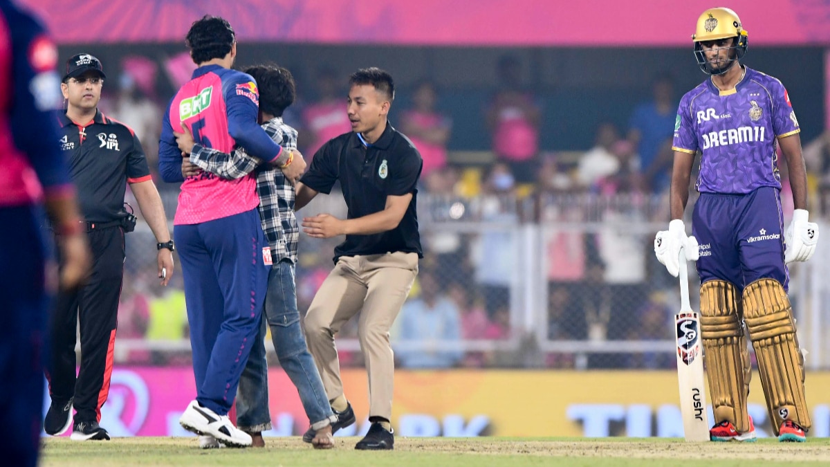 Fan Breaches Security To Touch Riyan Parag's Feet During RR Vs KKR ...