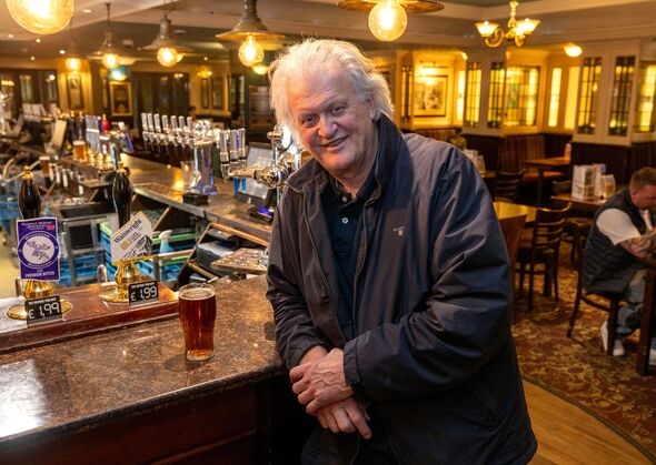 Wetherspoons boss Tim Martin slams Rachel Reeves 'huge mistake' - 'this ...