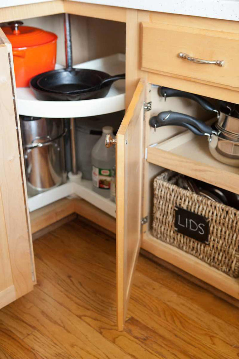 The 10 Smartest Tricks for Organizing a Corner Cabinet in Your Kitchen