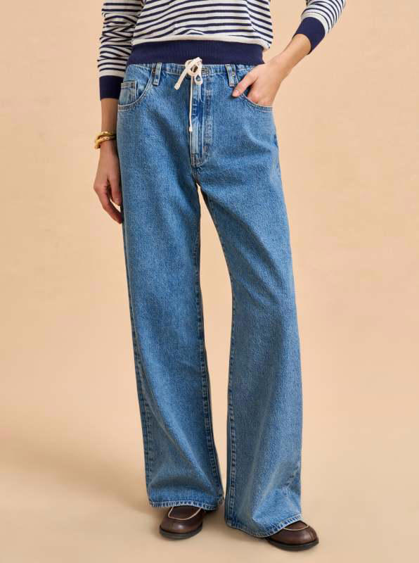 Drawstring Jeans Are Everywhere: Shop 2025's Comfiest Denim Trend