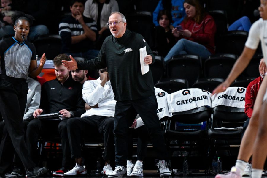 Former Razorback women’s basketball coach joins WNBA staff