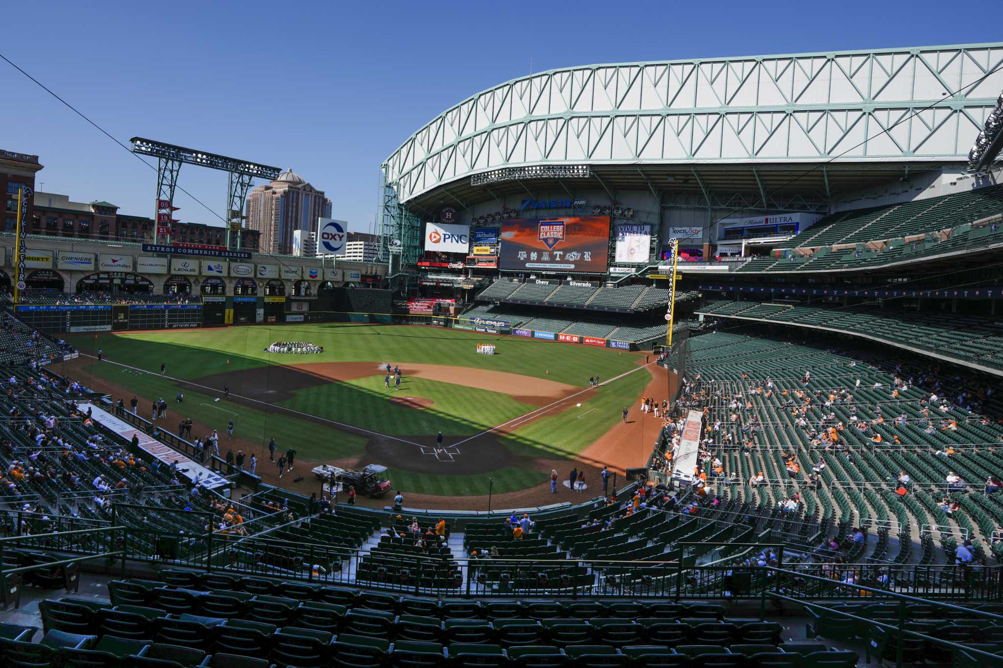 Astros Opening Day watch parties in Houston to attend from a street ...