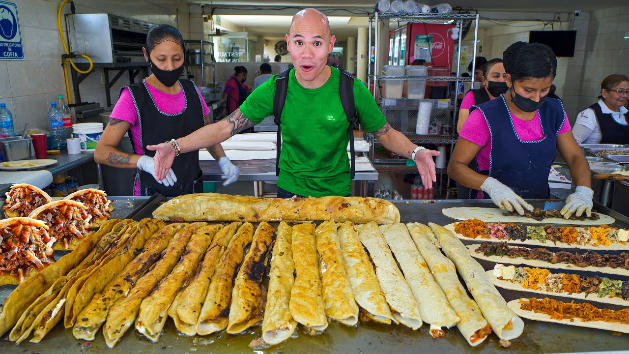 CHEESY Mexican Street Food in Mexico City - GIANT QUESADILLA MACHETES ...