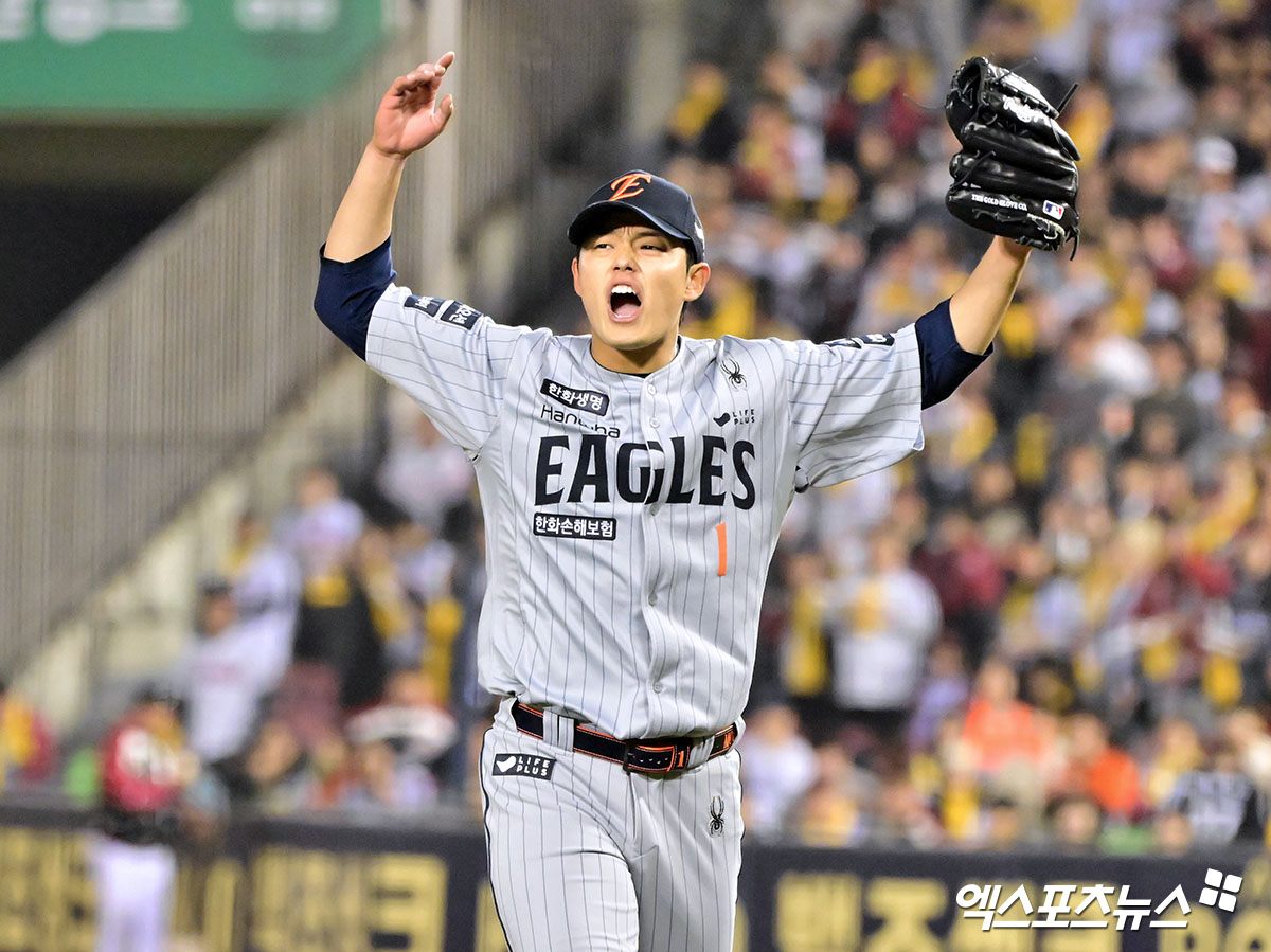 158km/h 폭풍투! '대전 왕자'는 다르다…달감독 3이닝 예상 넘어, '5이닝 무실점' 완벽했다 [잠실 라이브]