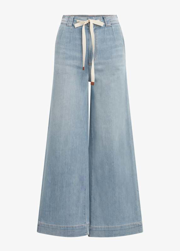 Drawstring Jeans Are Everywhere: Shop 2025's Comfiest Denim Trend