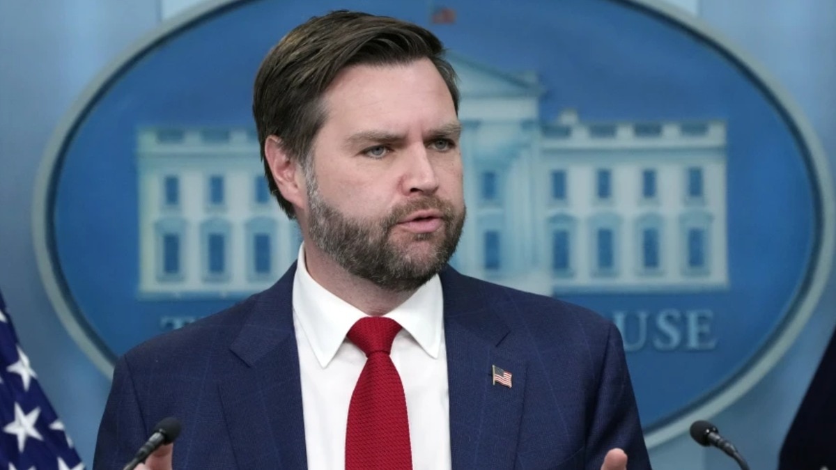 JD Vance fires machine guns with Marines at Quantico, praises DEI ban