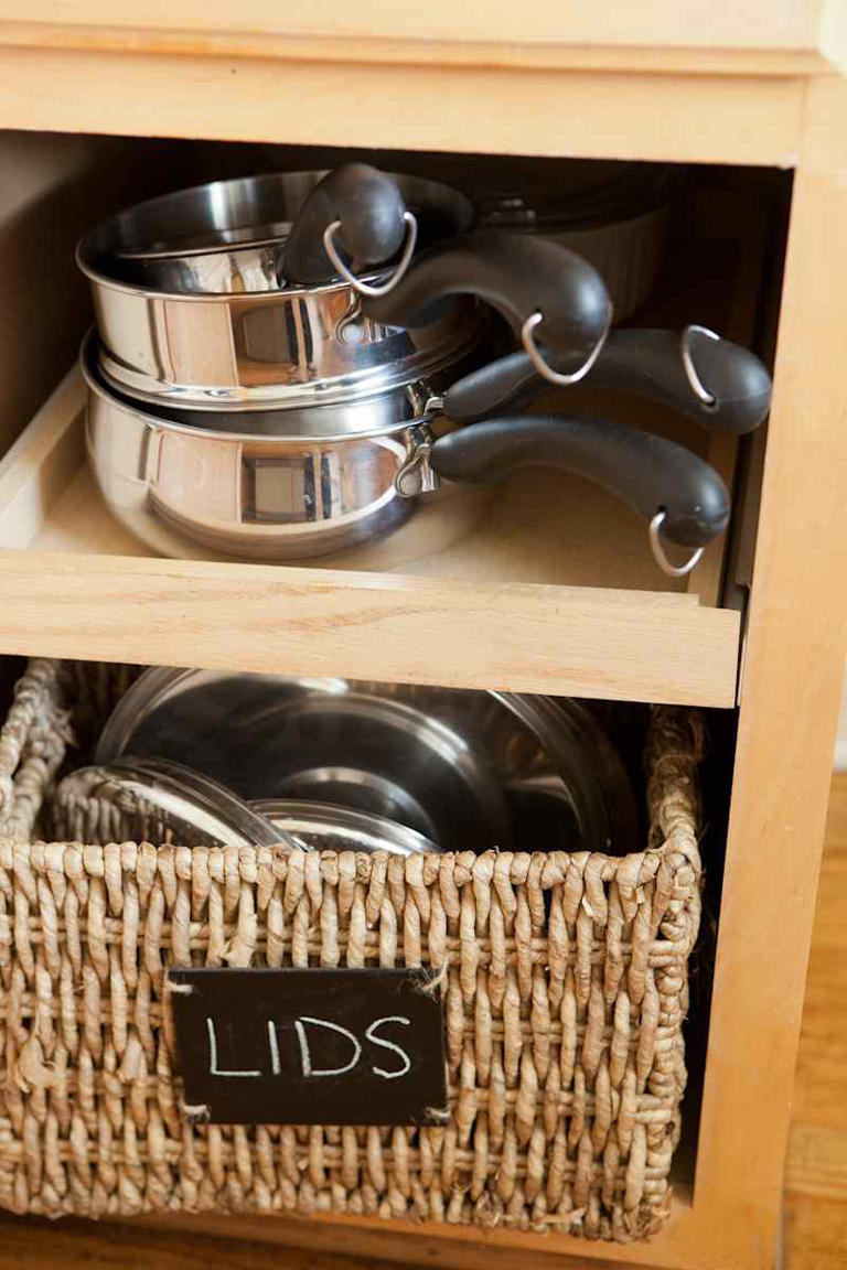 The 10 Smartest Tricks for Organizing a Corner Cabinet in Your Kitchen