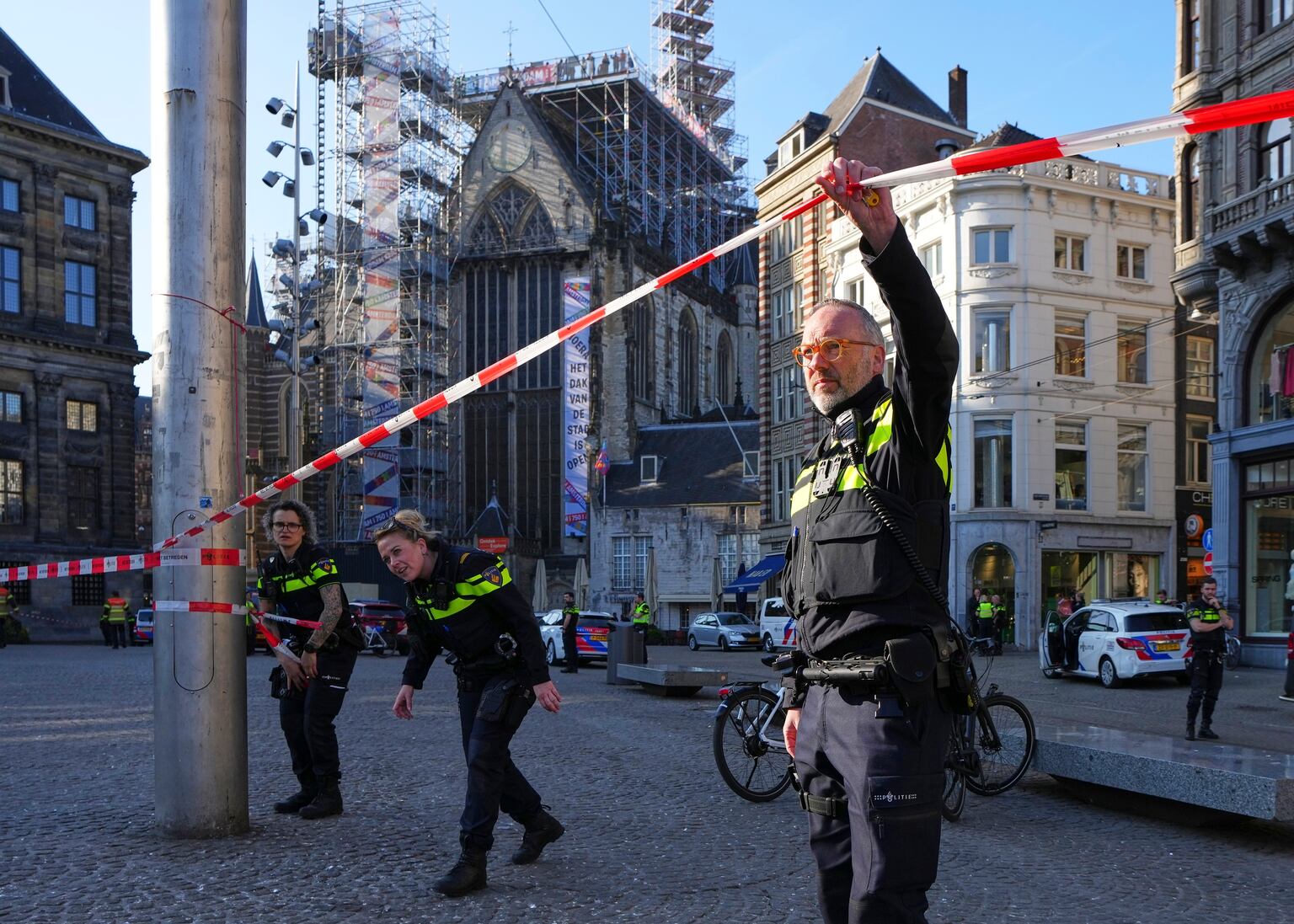 Suspected arrested after five people wounded in Amsterdam stabbing