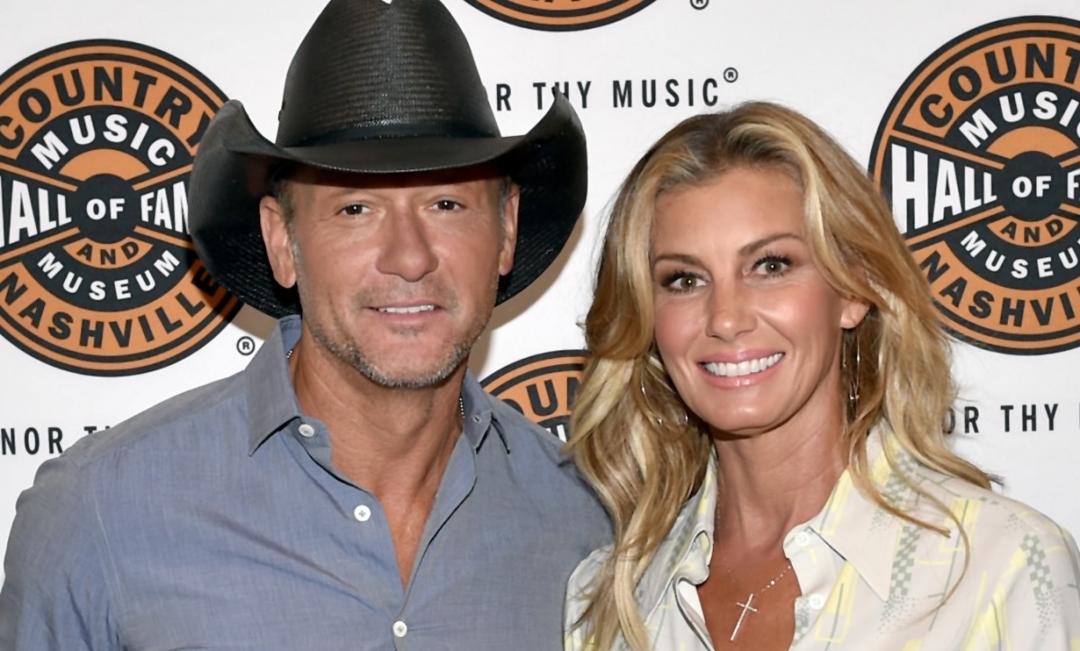 Tim McGraw & Faith Hill's Daughter Gracie Puts on a Leggy Display in ...