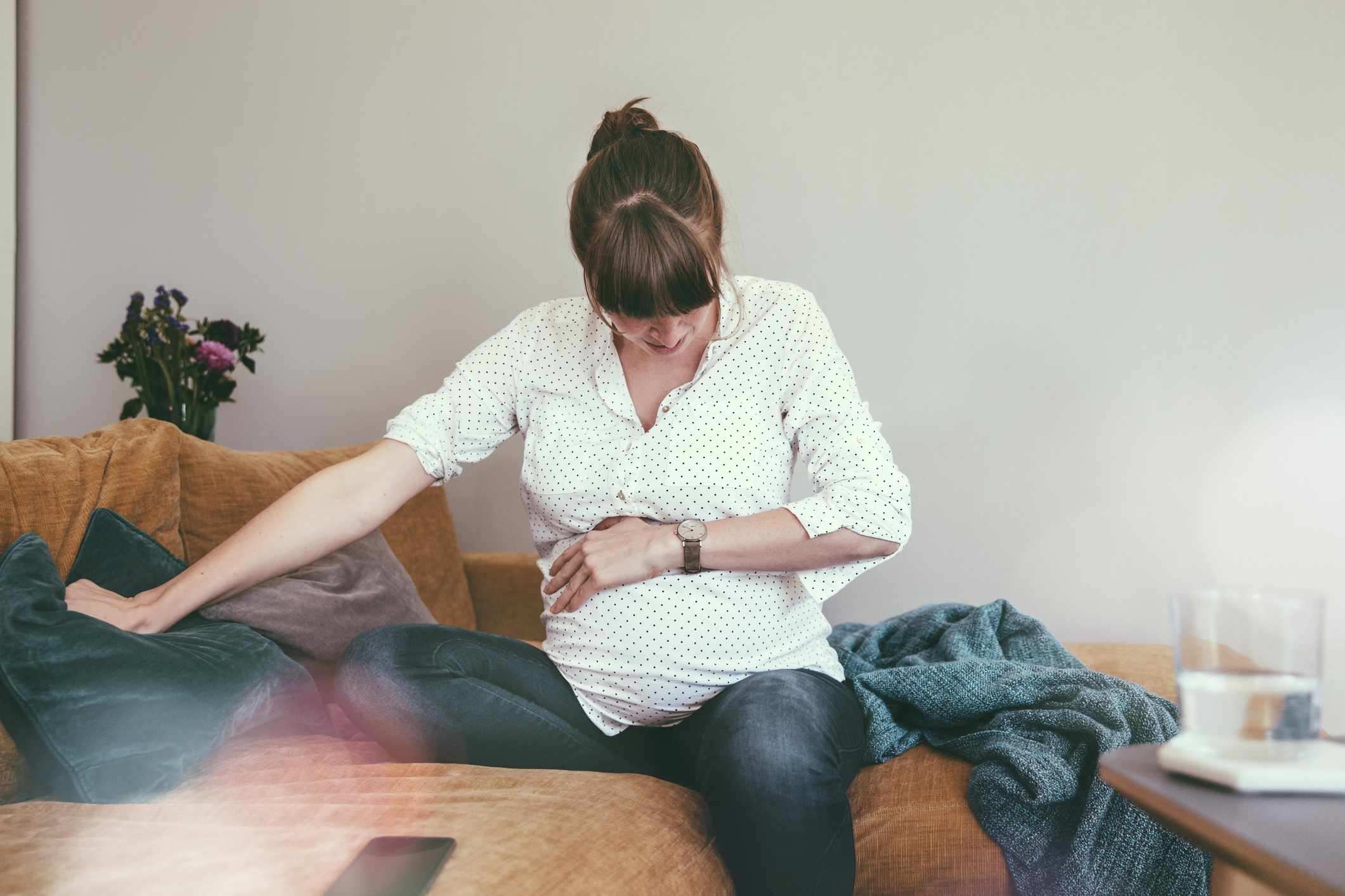 What do contractions feel like?