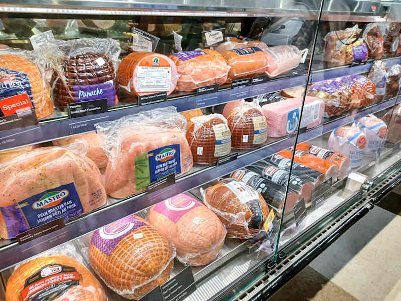 We asked 3 chefs to name the best grocery store deli meat, and they all ...