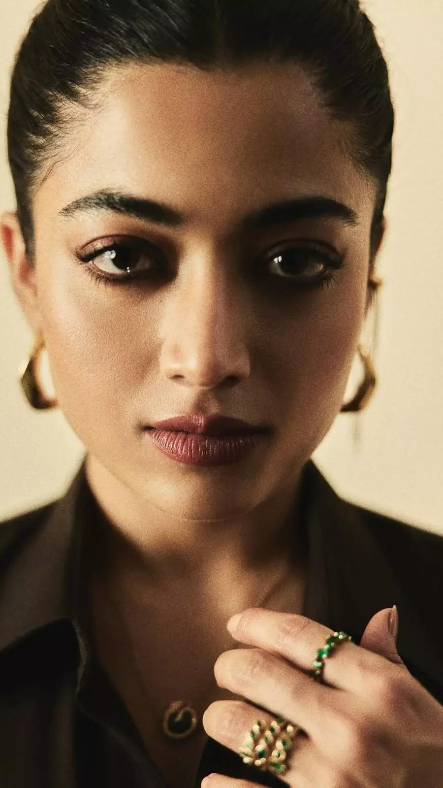 Rashmika Mandanna exudes boss-lady confidence in bold power dressing