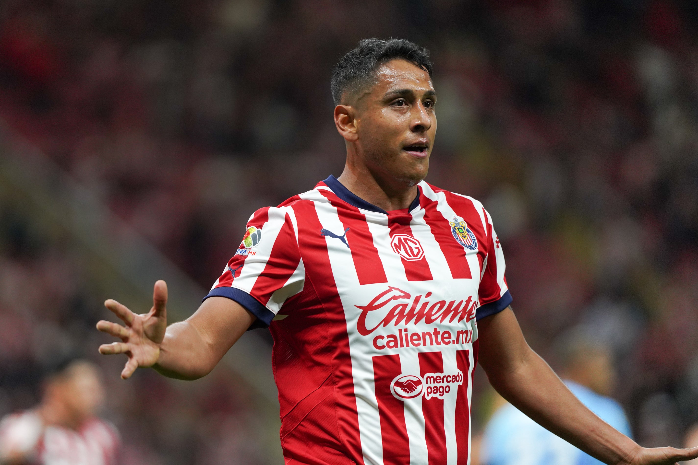 Chivas vs Cruz Azul: ¿Qué jugadores han vestido ambas camisetas?