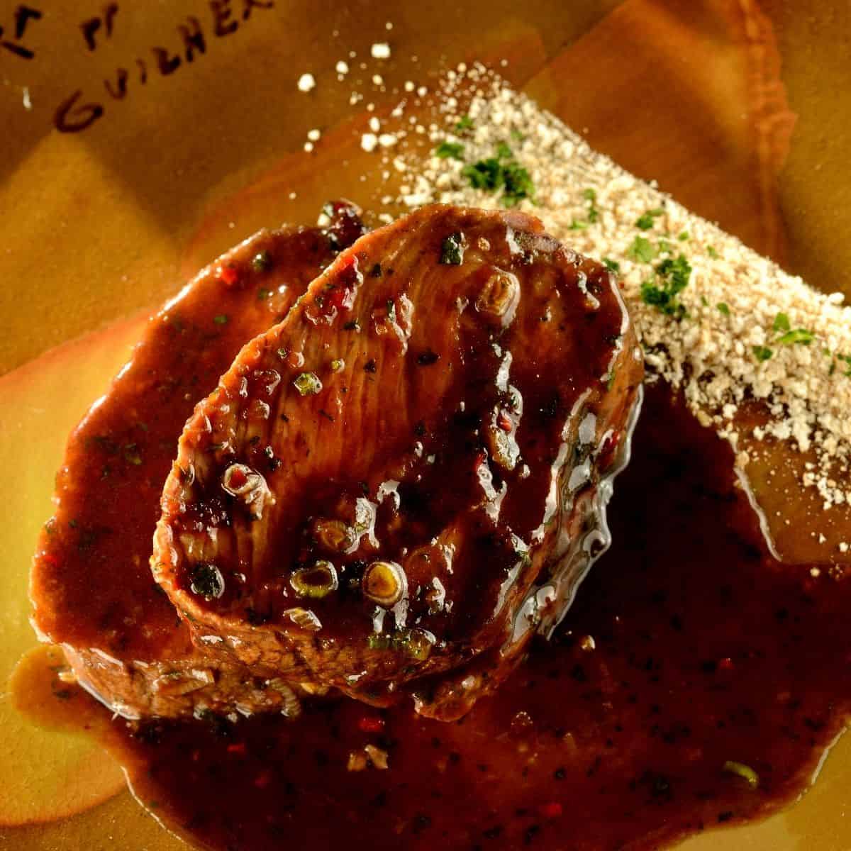 Steak That Works Overtime: 15 Round Steak Recipes for Big Flavor on a ...