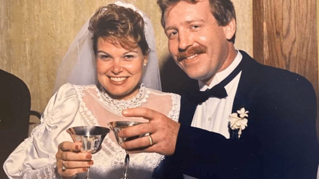 17 Forgotten Anniversary Traditions