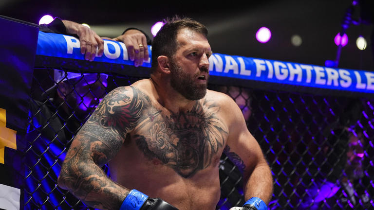 Ex-Bellator heavyweight champion Ryan Bader parts ways with PFL Ex-Bellator heavyweight champion Ryan Bader parts ways with PFL