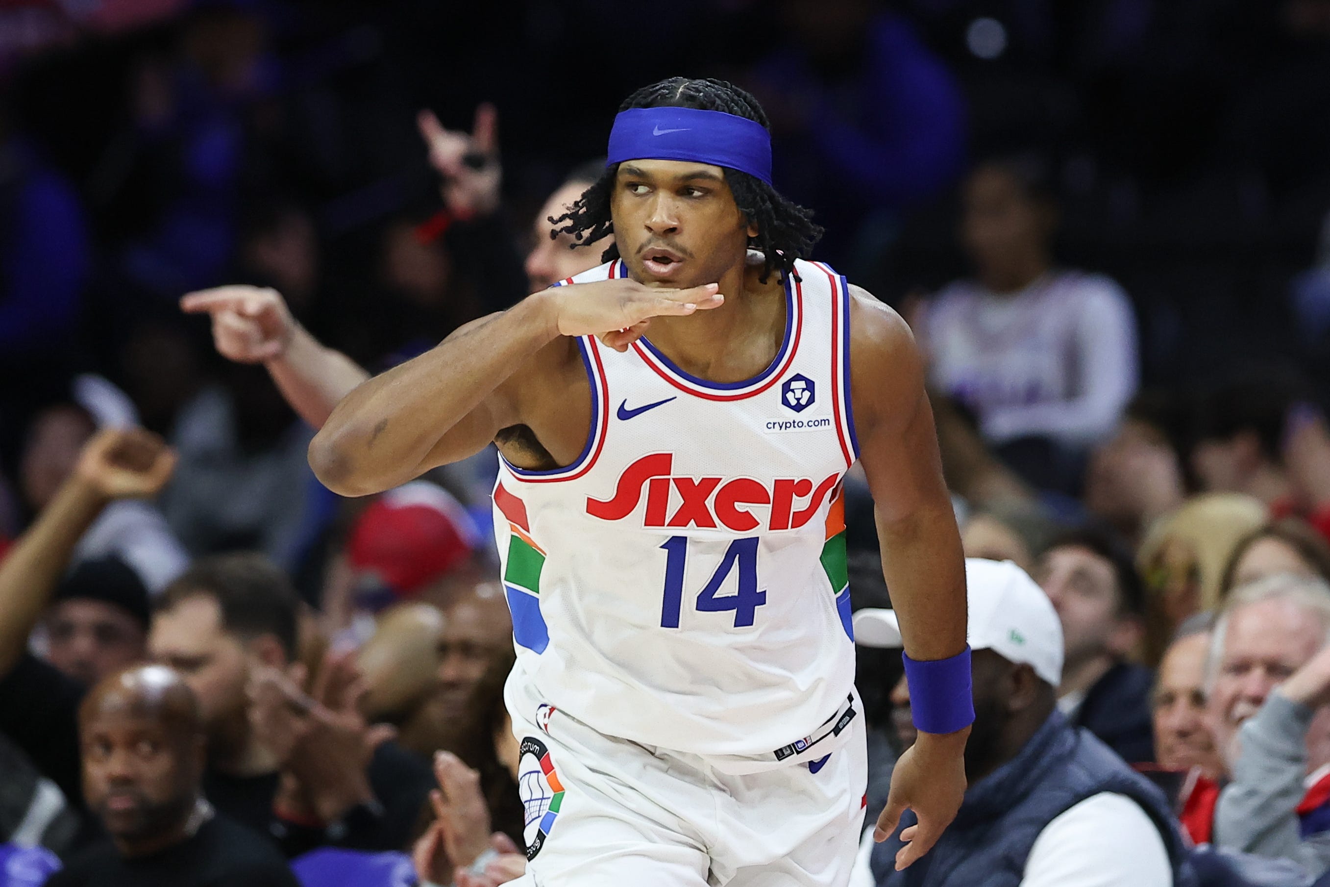 Sixers' Ricky Council IV receives shot analyzation from Nick Nurse