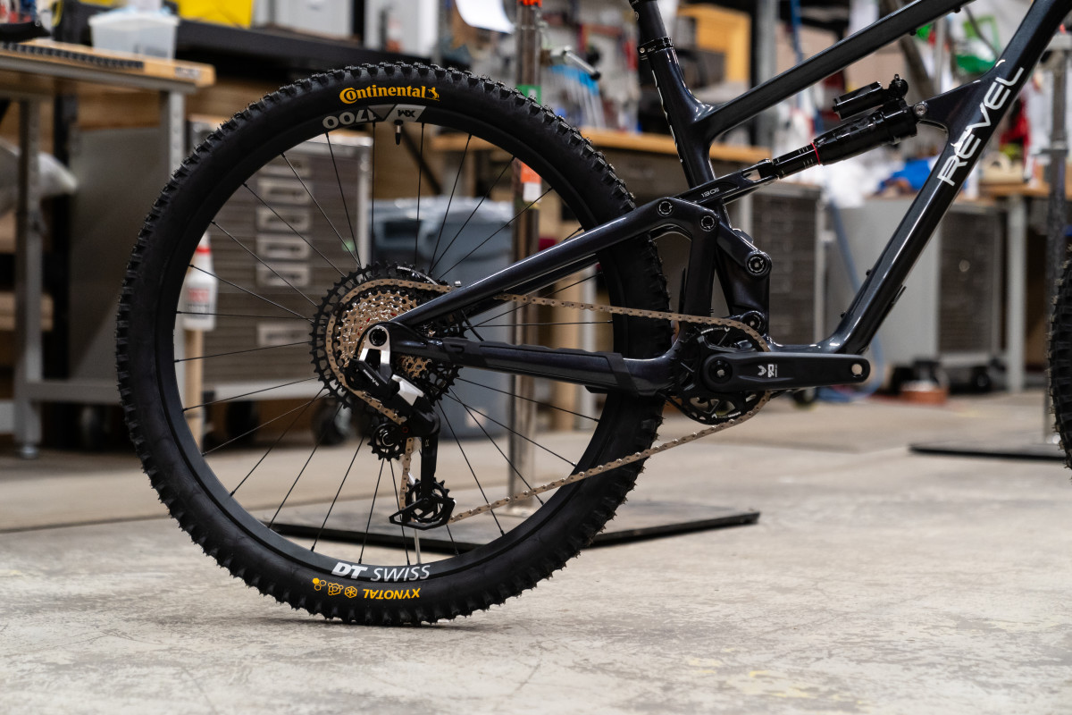 The Rascal SL Comes in New Colors, a Lighter Frame, and New SRAM Motive ...