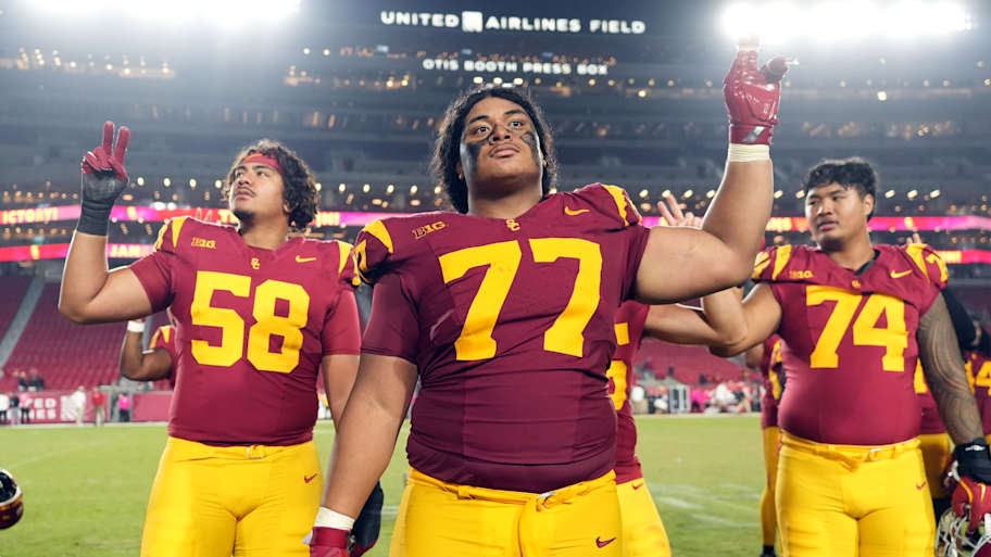 Why Offensive Line Recruit Chase Deniz Committed To USC Trojans
