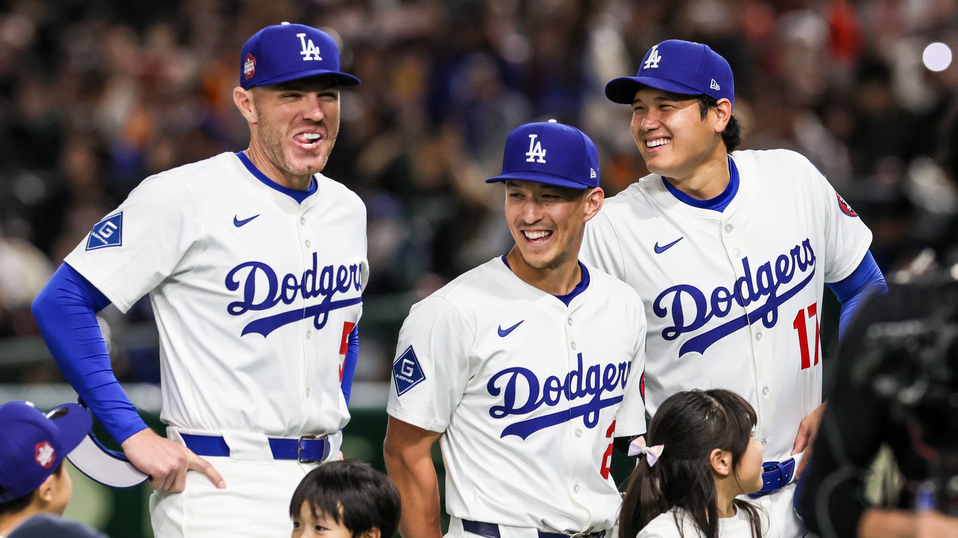 Dodgers active roster heading into (re-)opening day