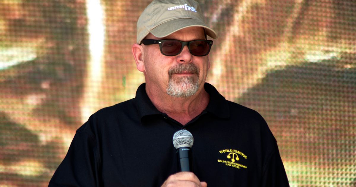 Rick Harrison of 'Pawn Stars' Got a Surprise Call from Trump - First ...