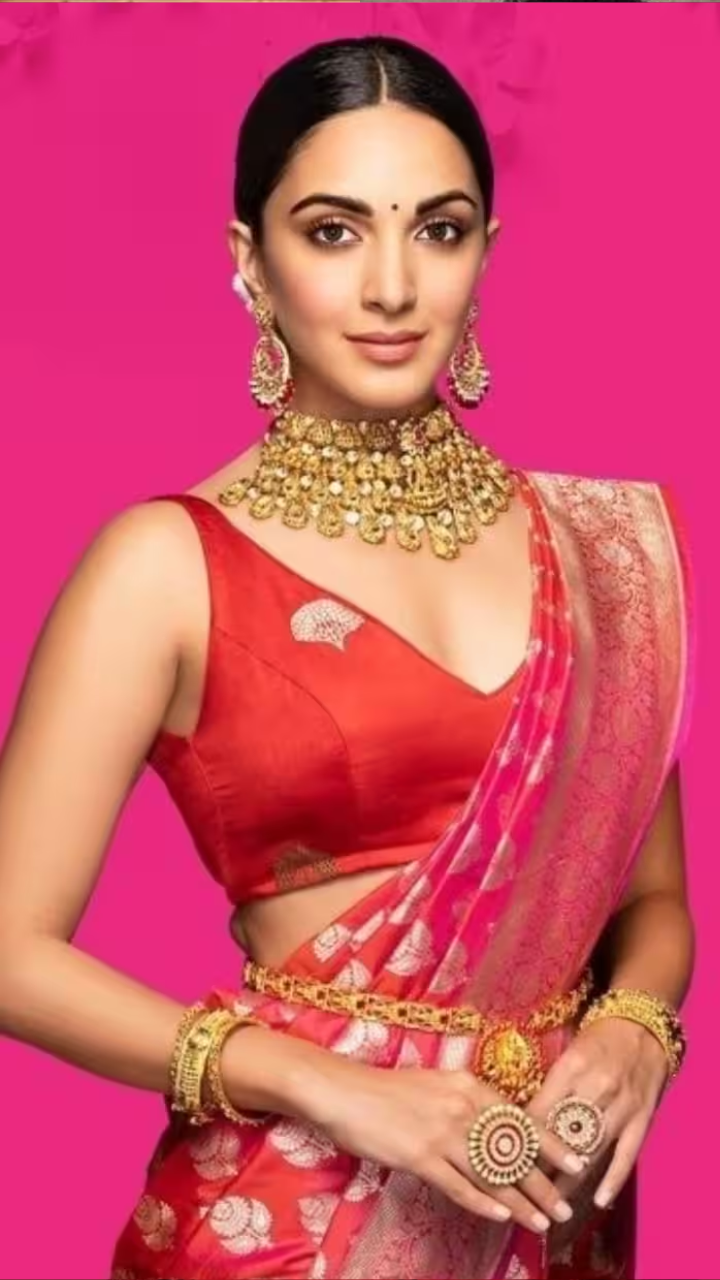 7 Bollywood-approved saree looks for your Roka ceremony