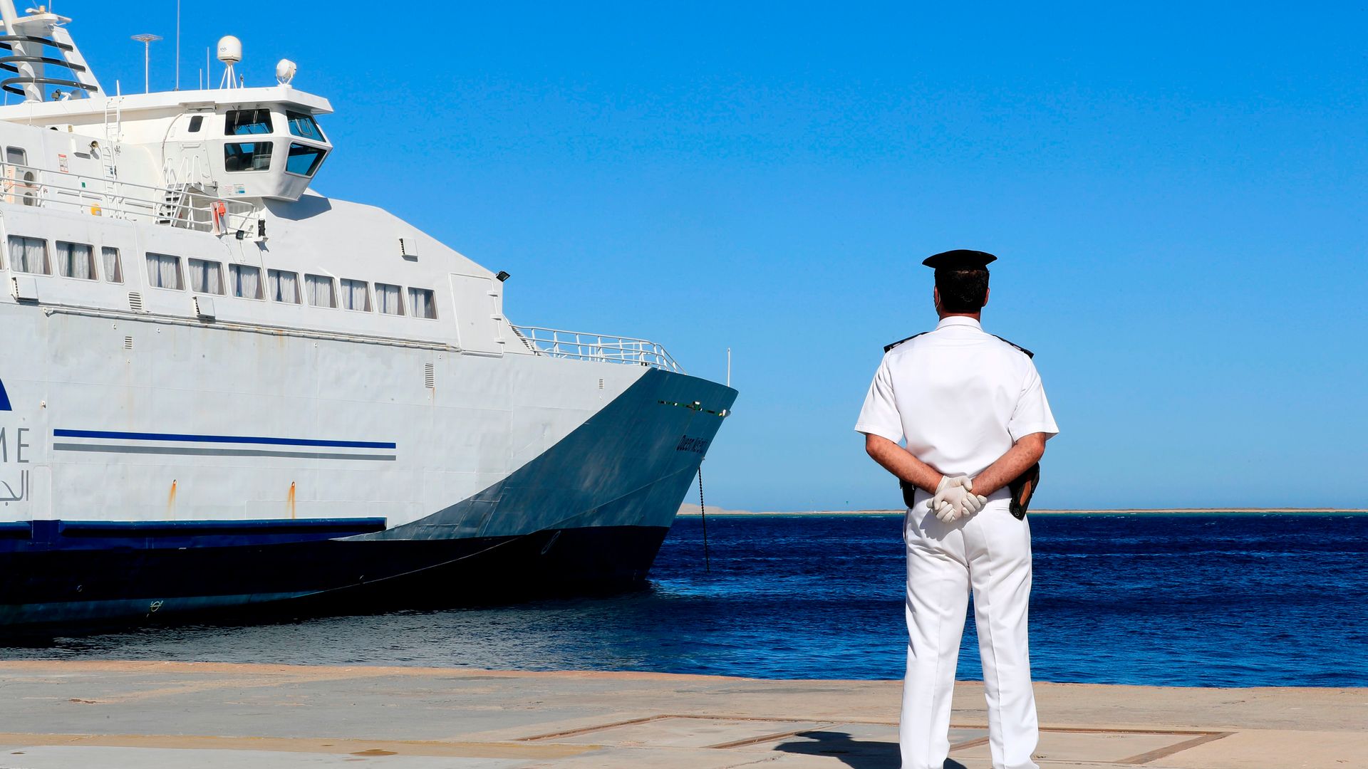 At least 4 tourists dead after sunken submarine accident — details