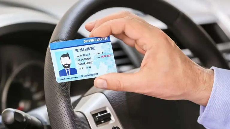 How many days after the expiry of the driving license is it valid? Know ...