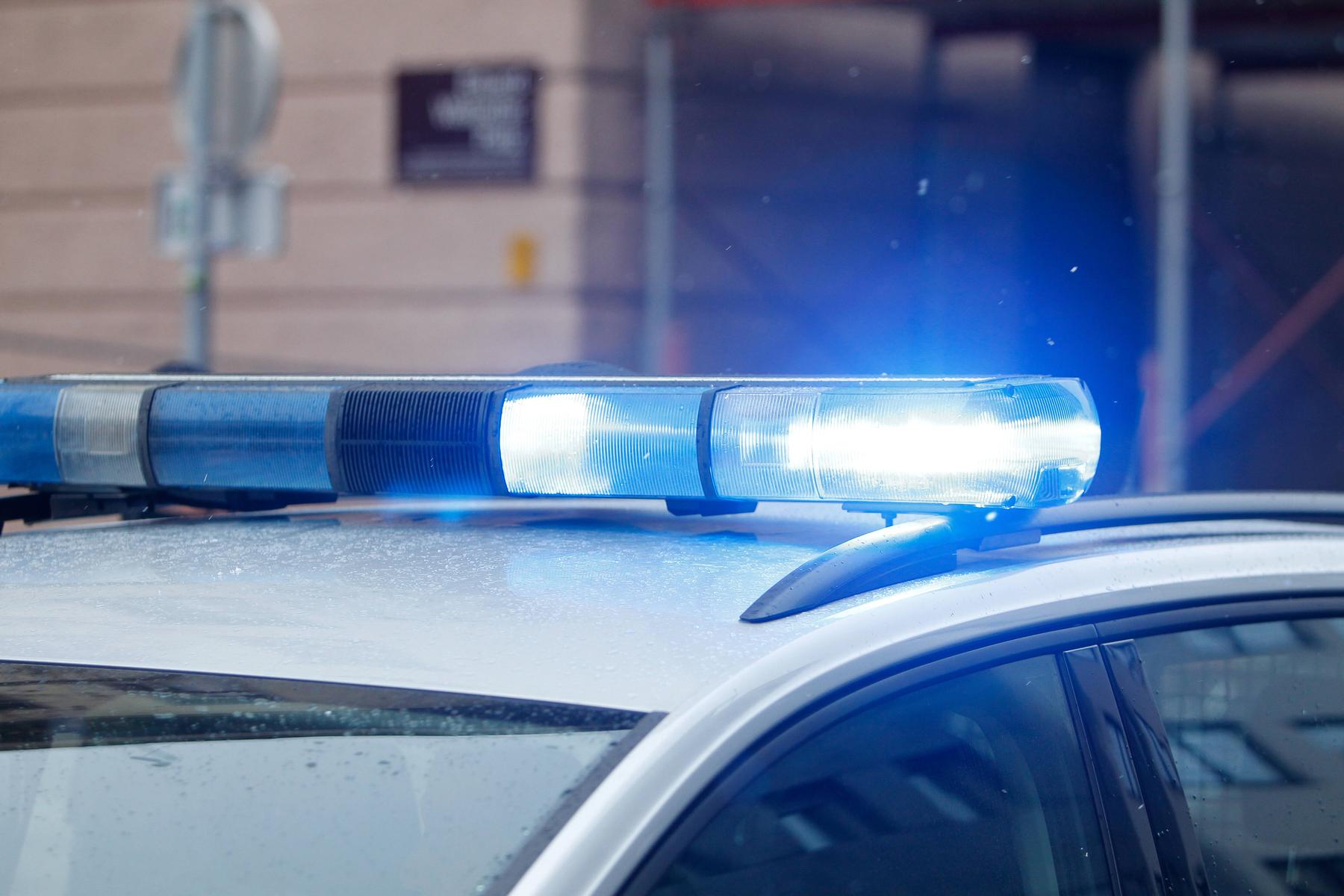 Motorradfahrer rast mit 122 km/h durch 50er-Zone