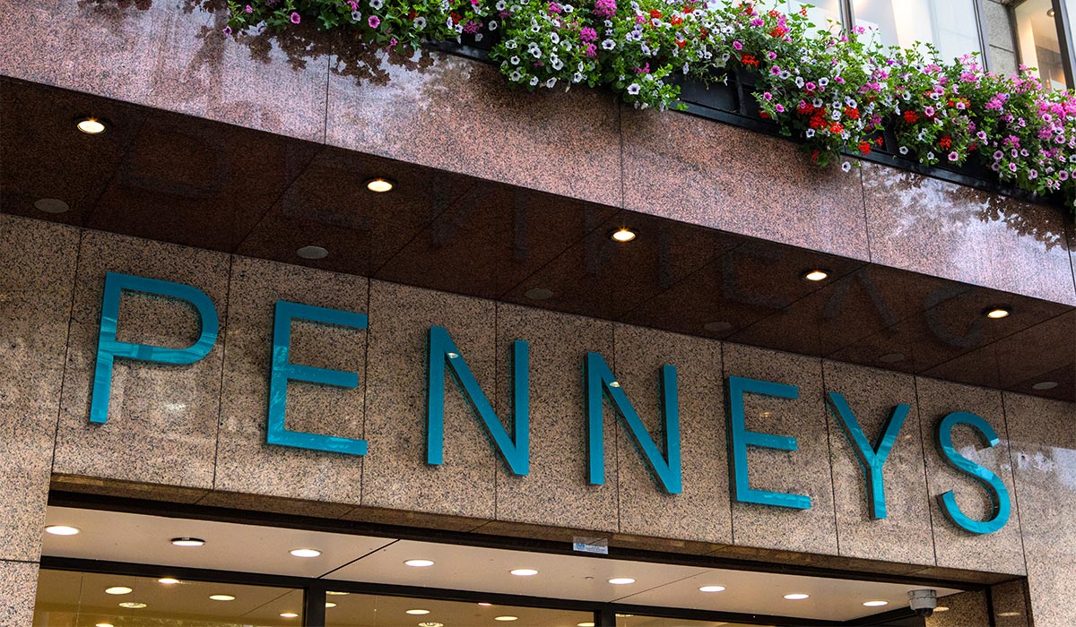 Shoppers go wild for this viral €13 dress from Penneys – but there’s a ...