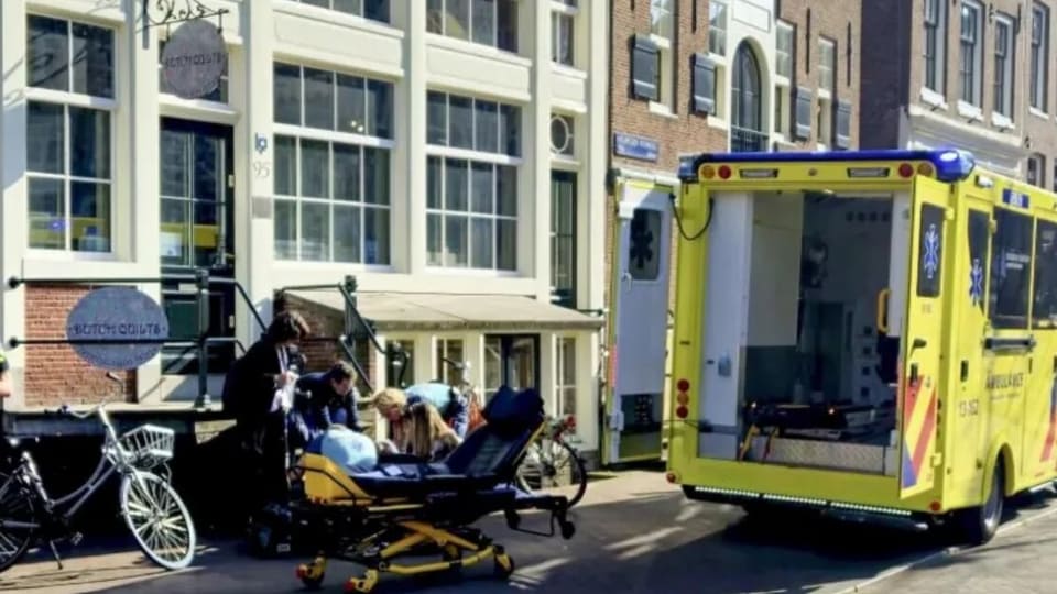 Stabbing attack in Amsterdam: Five people injured near Dam Square, one ...
