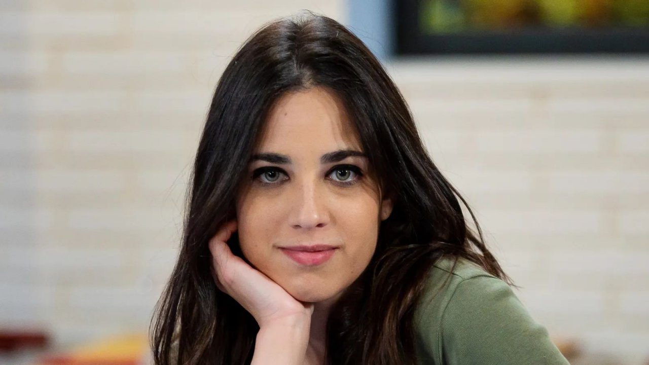 Un Posto al Sole, anticipazioni 28 marzo: Manuela esce con Niko, ma ...