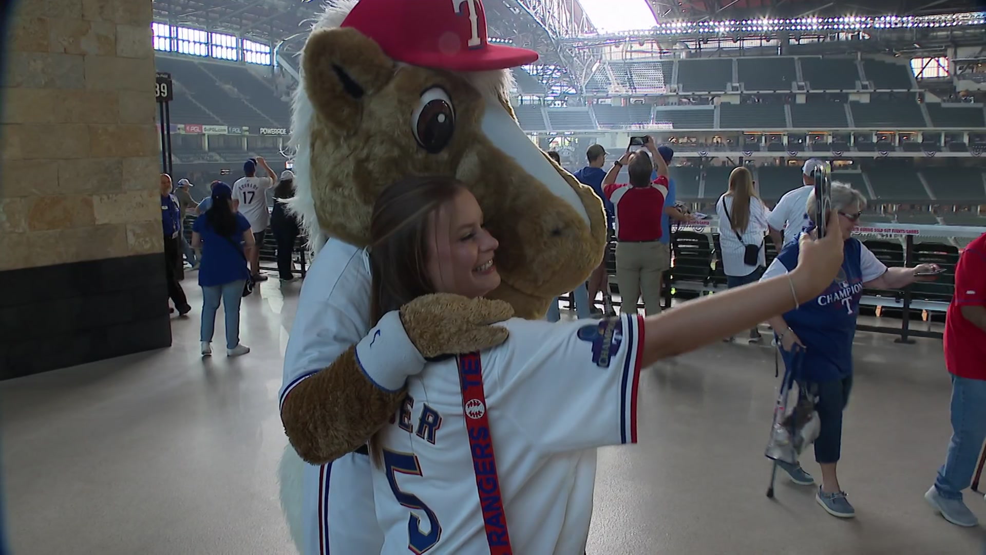 Texas Rangers fans pack Globe Life Field for Opening Day