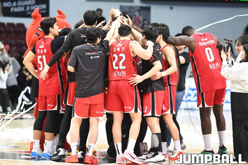 [뒷북STAT] ‘KBL 최초 기록 도전’ 정관장, 10연패와 6연승