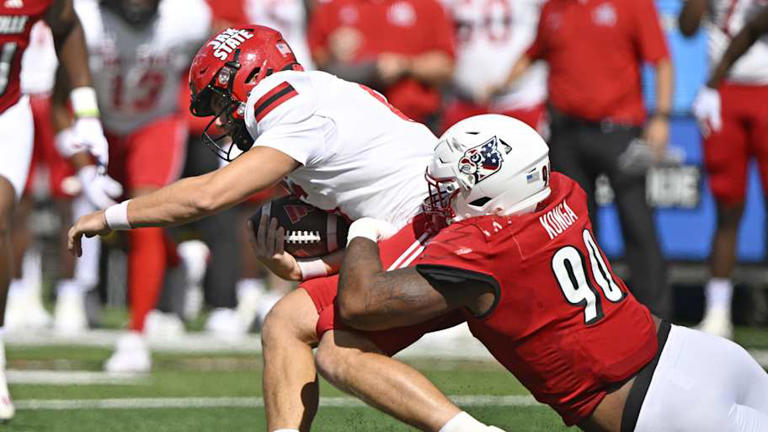 Watch: Mark Hagen, Louisville DTs Talk Spring Practice