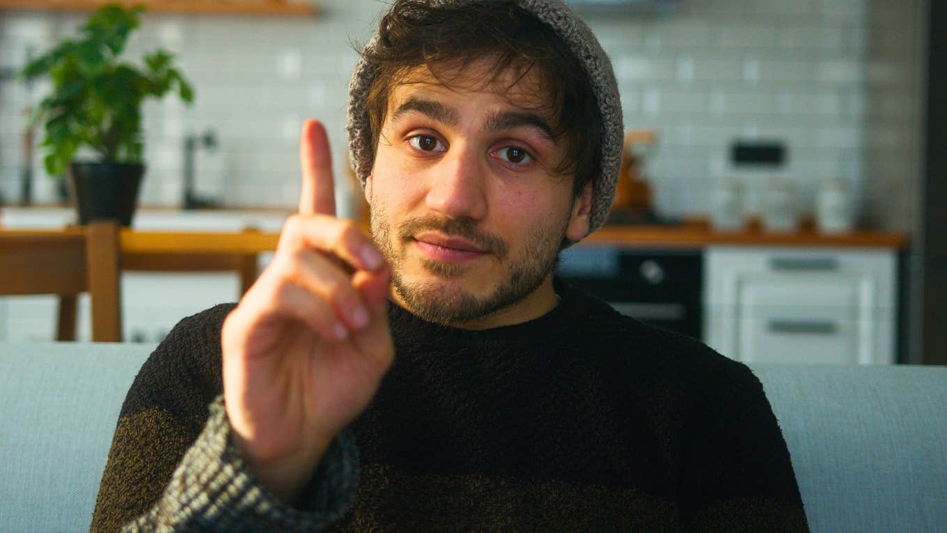 11 Phrases Brilliant People Use To Interrupt Someone Without Being Rude