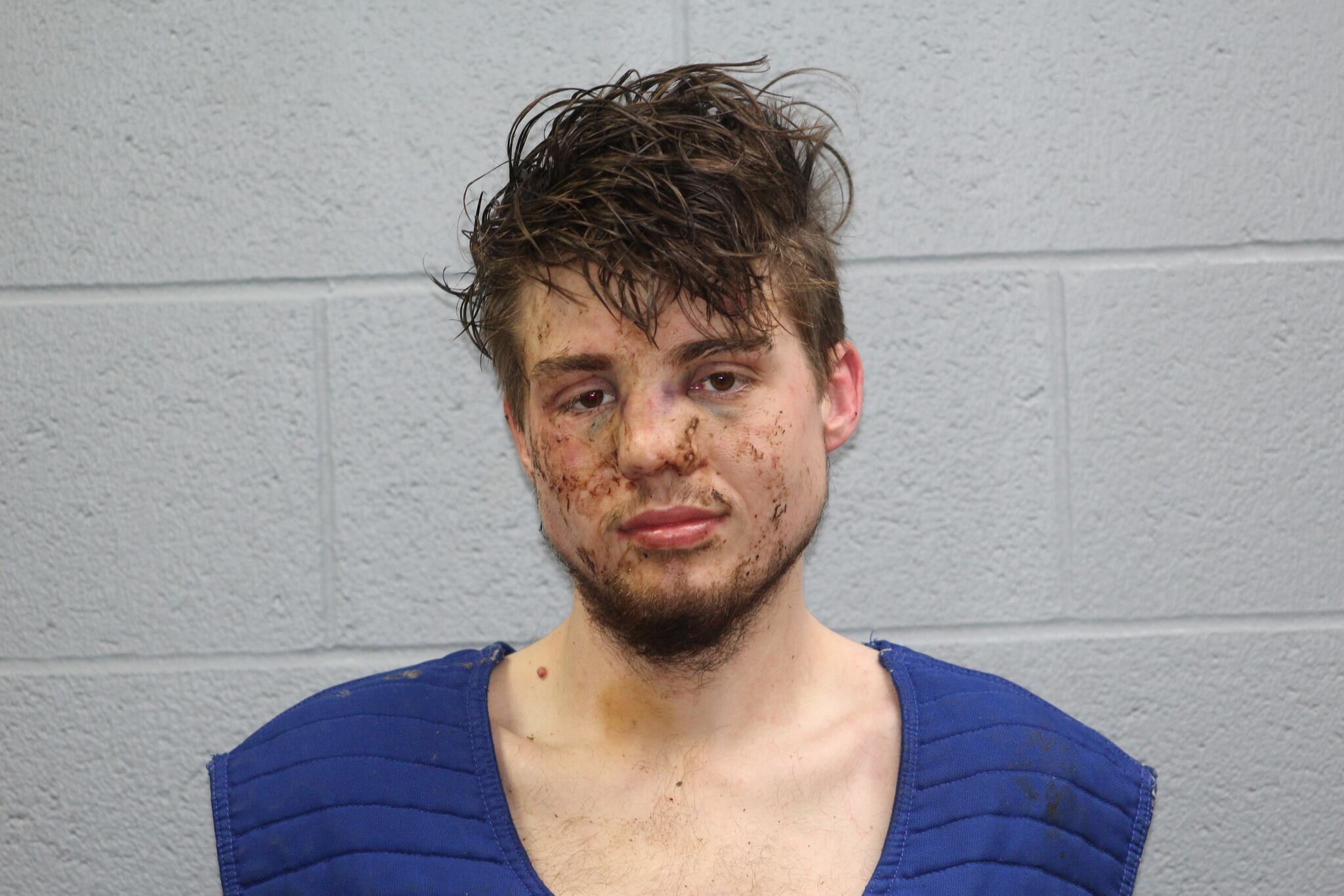 Neighbors help domestic assault victim, restrain suspect until deputies ...