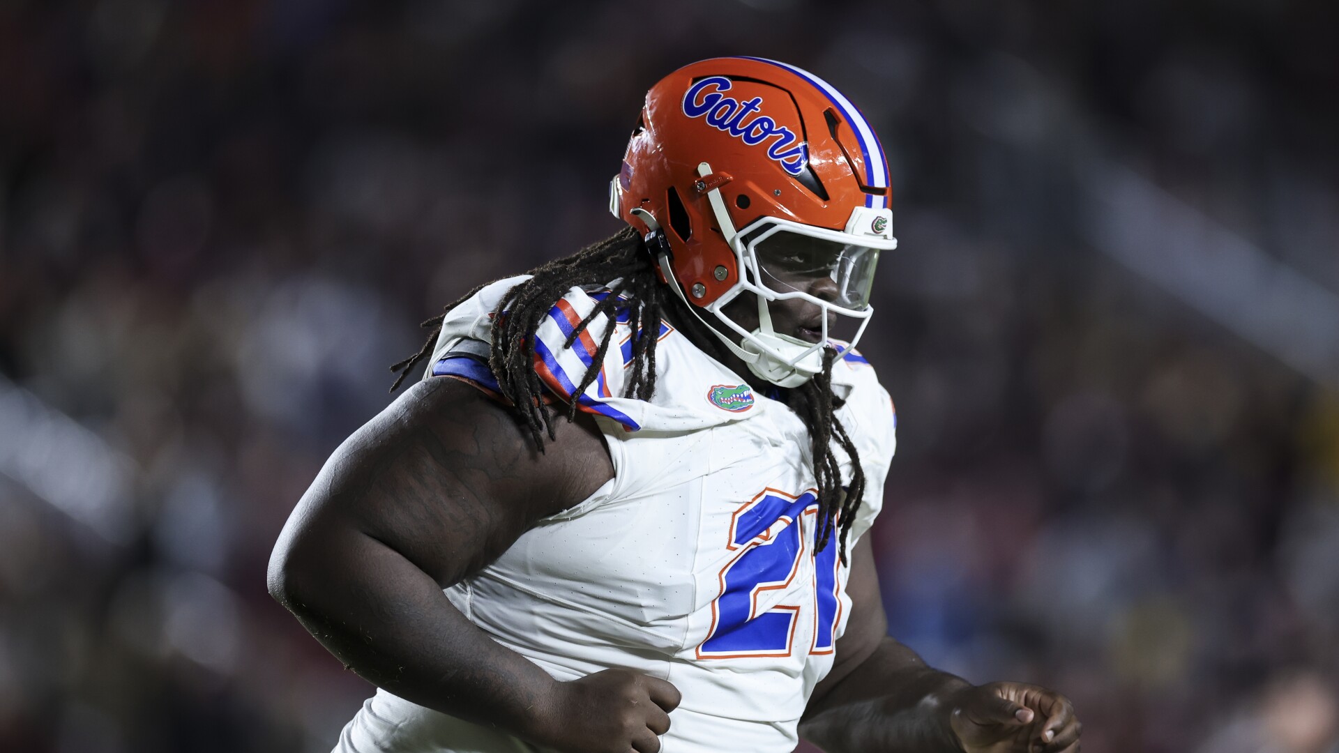 464-pound Desmond Watson could be largest draft pick in NFL history