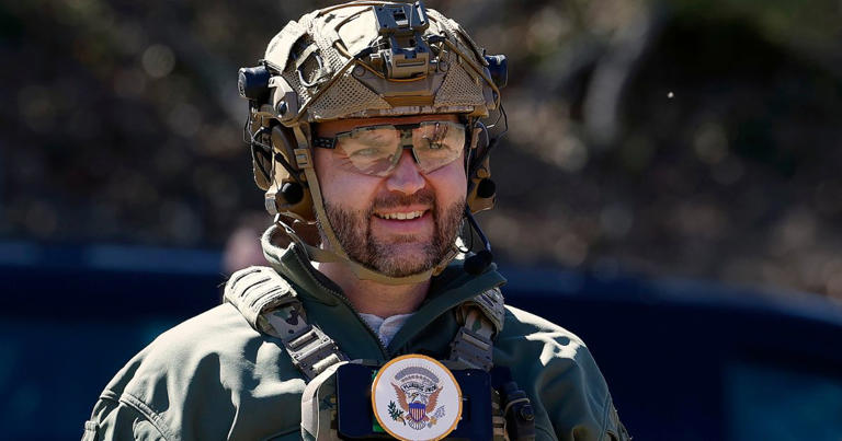 Multiple GOP Senators Publicly Slam JD Vance, Drawing Fiery Response ...