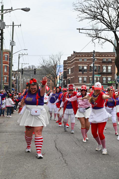 Photos: Cincinnati Reds’ Opening Day parade