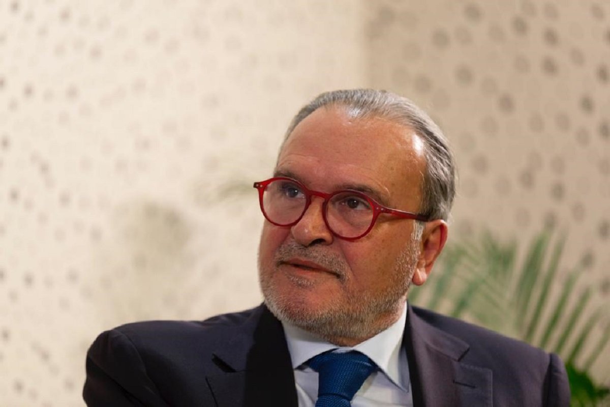 Relvas defende que PSD lidere maioria de direita