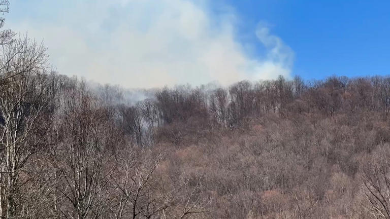 Western NC wildfires updates Monday, March 31: See developments around ...