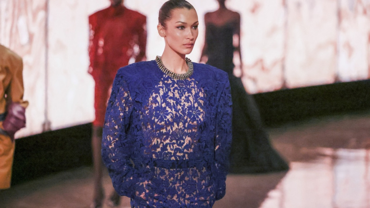 Μπορεί η Bella Hadid να επαναφέρει το πιο αμφιλεγόμενο hairstyle των ...